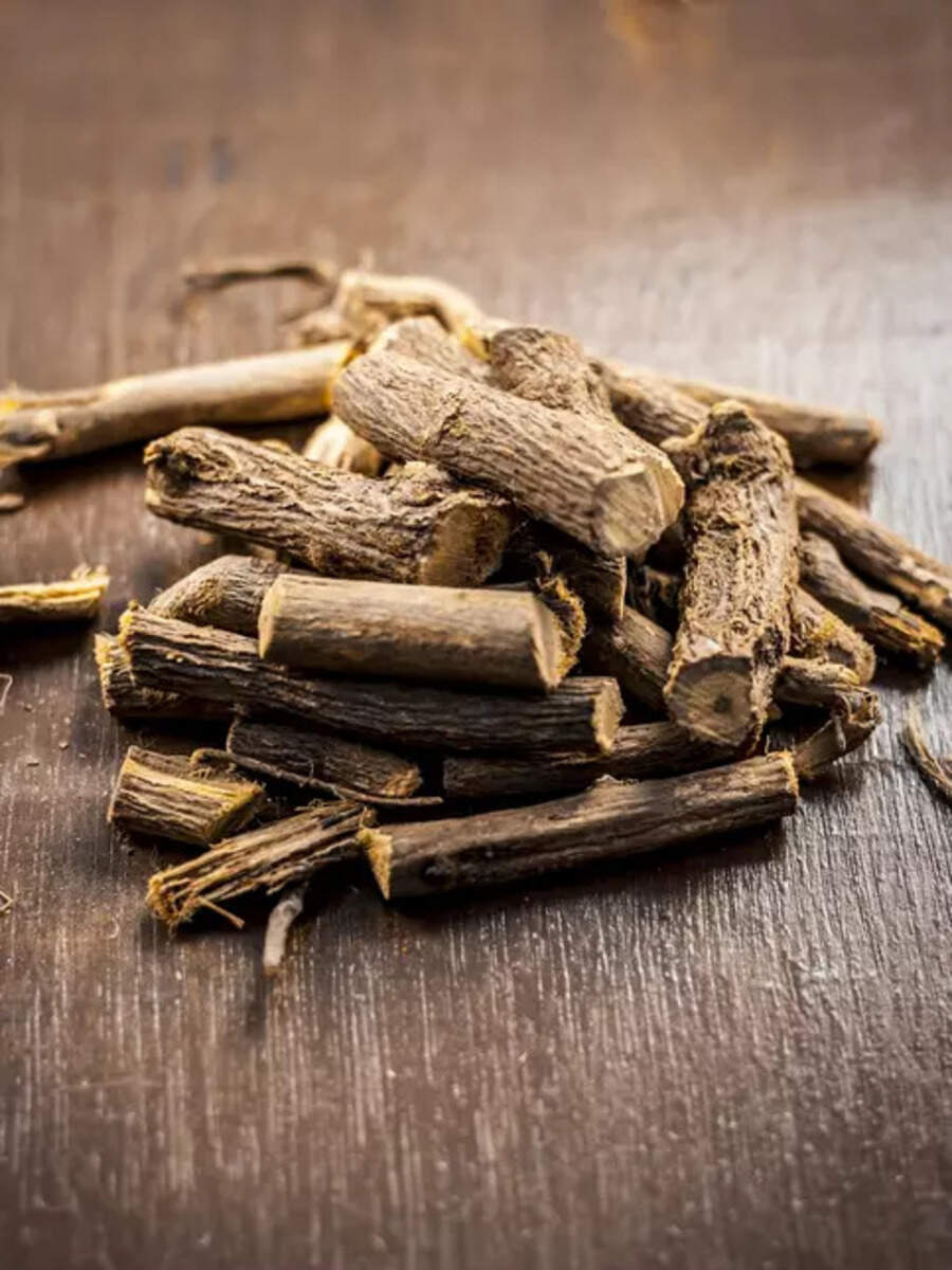 Keep mulethi stick in your mouth to beat THESE winter ailments| Times Now