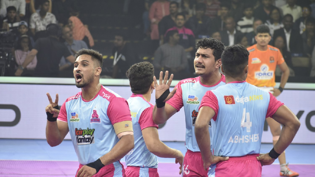 Jaipur Pink Panthers lift PKL 9 trophy with 33-29 win over Puneri Paltan in final | Sports News ...