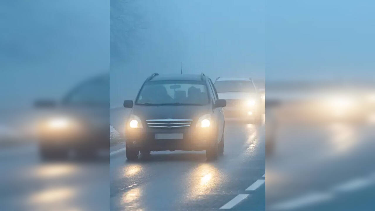 Top tips to drive safely in fog