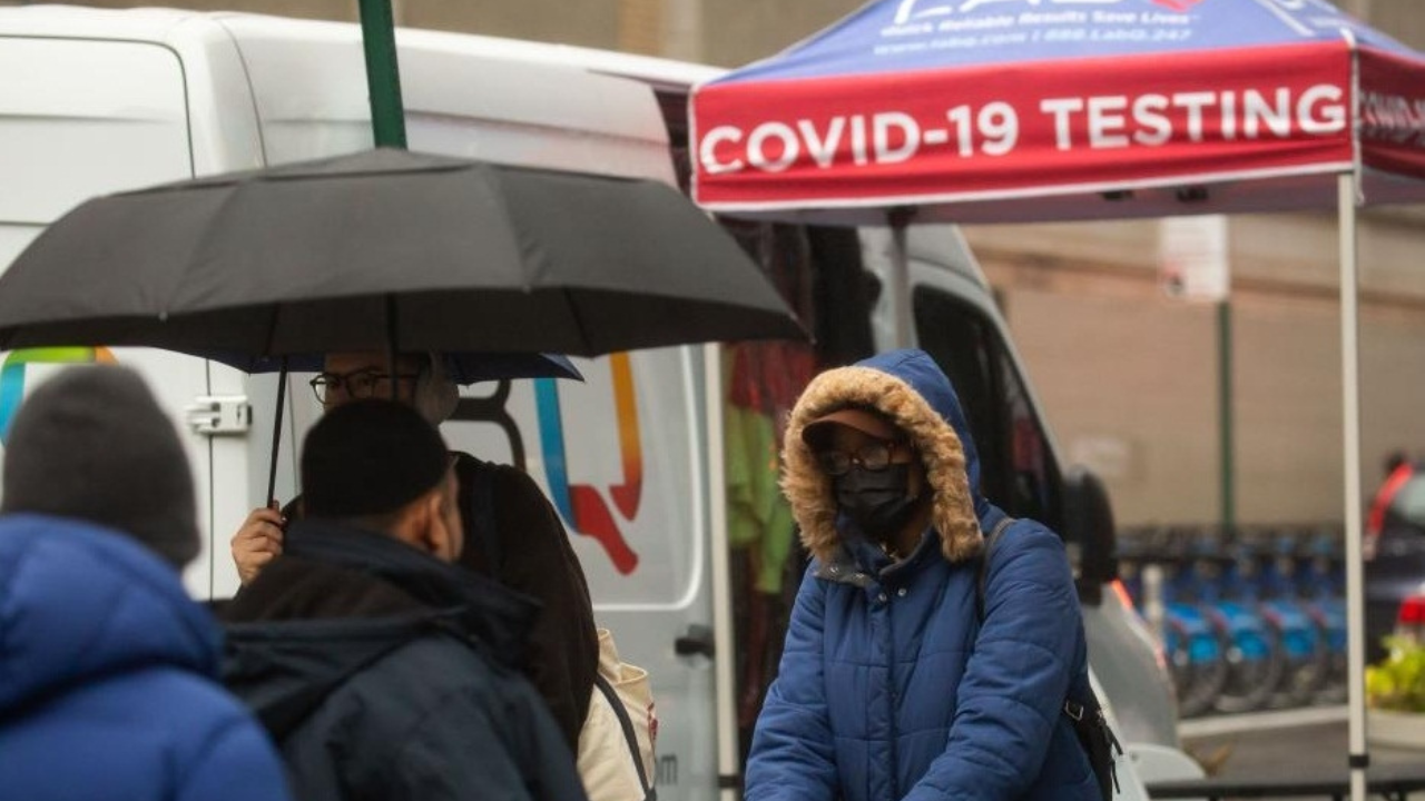 Another Covid-19 wave, 90 days and millions of deaths: What this expert ...