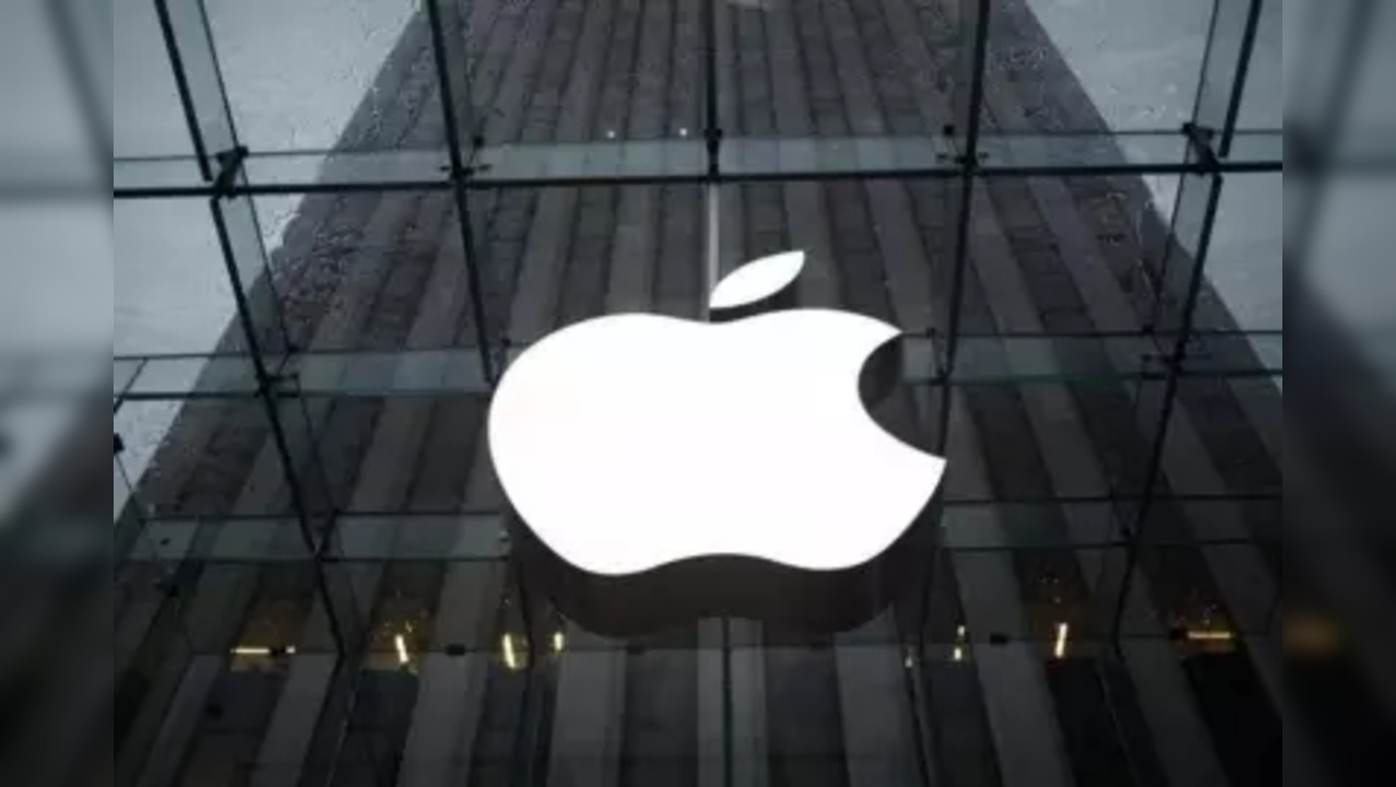Apple working on tech to make AR feel more real | Technology & Science ...