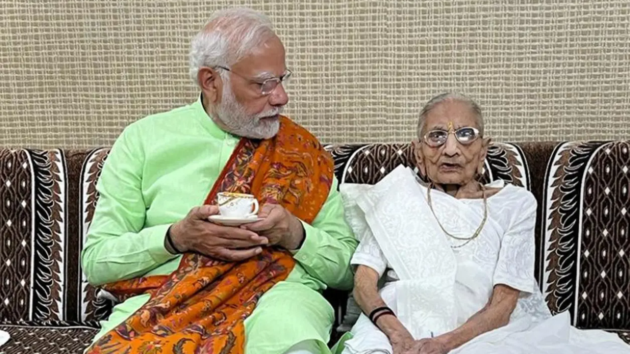 PM Modi's mother Heeraben Modi no more: A look at Heera Baa's life ...
