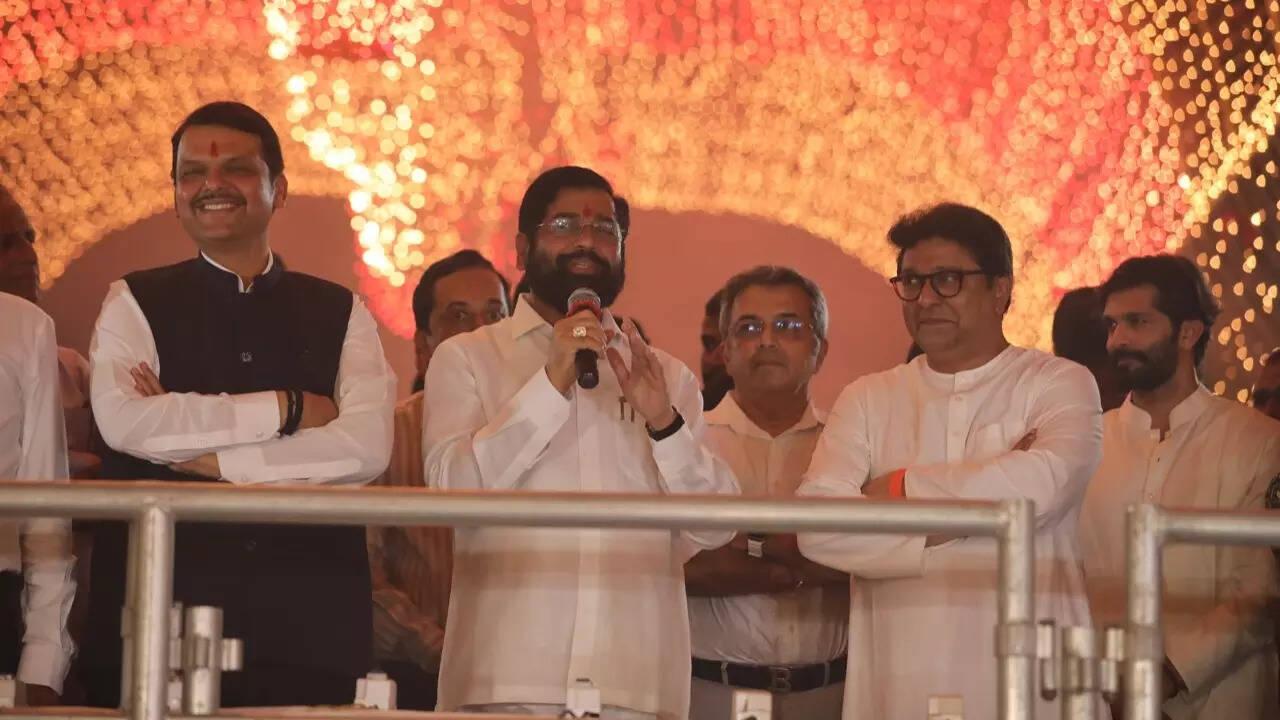 Maha Vikas Aghadi | BJP says 20-25 MVA MLAs may join the party | India ...