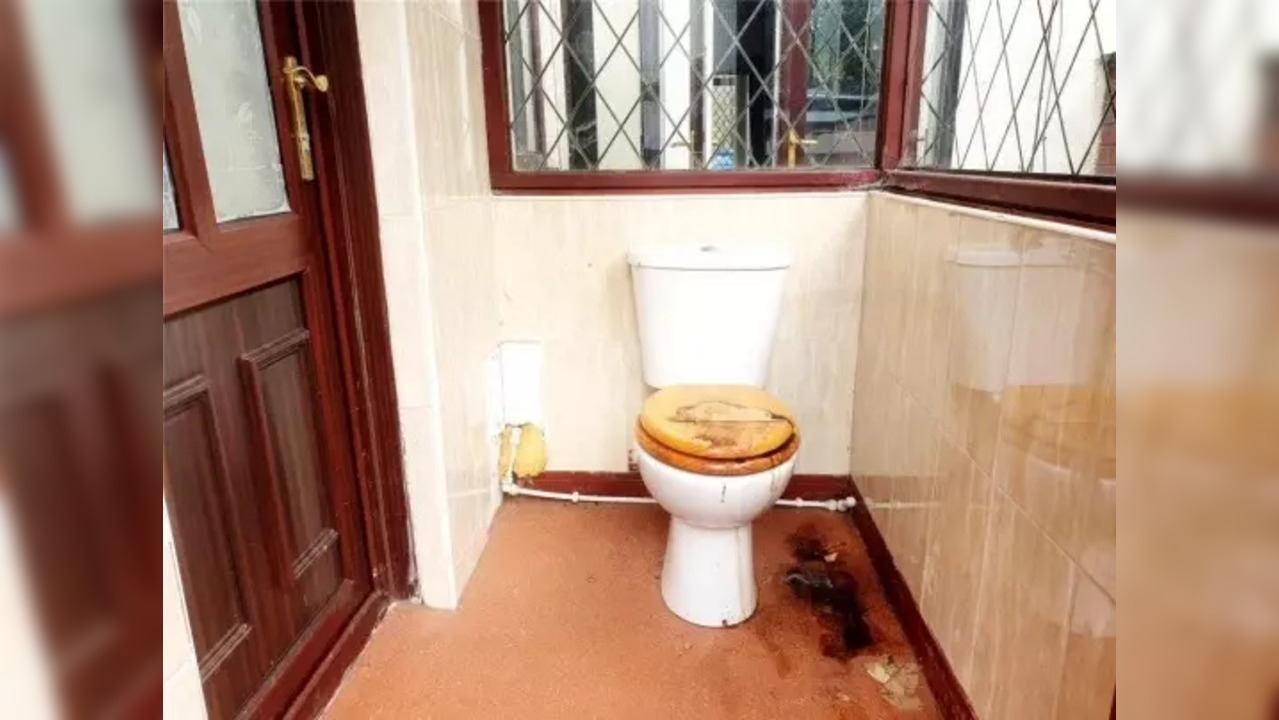 This 3-bedroom house has the oddest toilet location - but it has gone ...