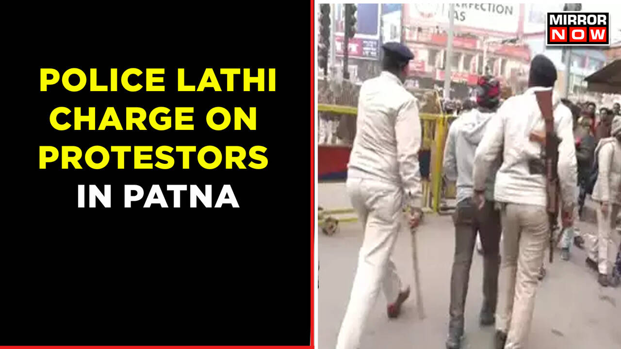 BSSC Aspirants Protest Against Paper Leak In Patna, Cops Lathi Charge ... BSSC Aspirants Protest Against Paper Leak In Patna, Cops Lathi Charge ...