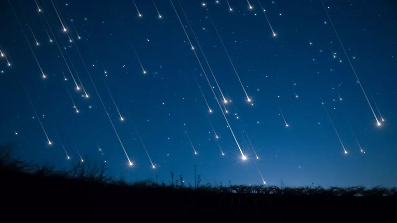 Don't miss out on the dazzling meteor shower of the year on January 3 ...