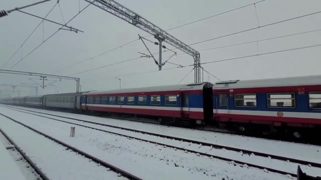 Watch: Railways shares video of train running on Kashmir's iconic snow ...