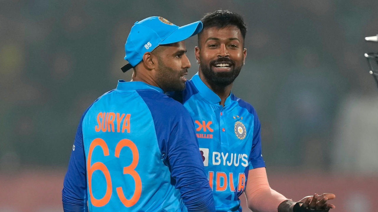 If I were... I'd be disheartened seeing him bat: Captain Hardik Pandya lauds superstar ...