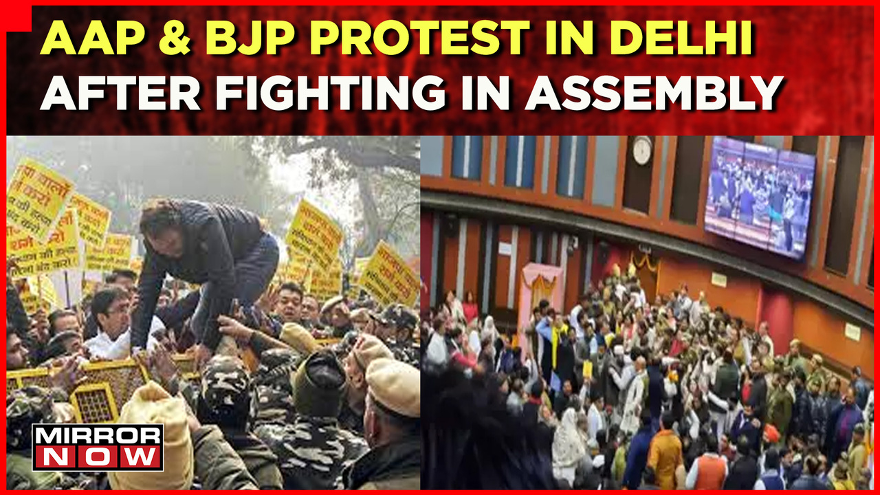 Aap And Bjp Take To Delhi Streets After Fighting In Mcd Assembly