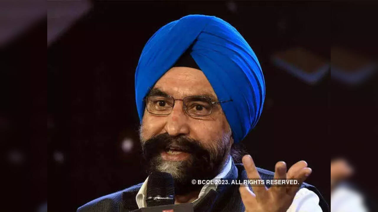 Amul managing director R S Sodhi steps down; Jayen Mehta given ...