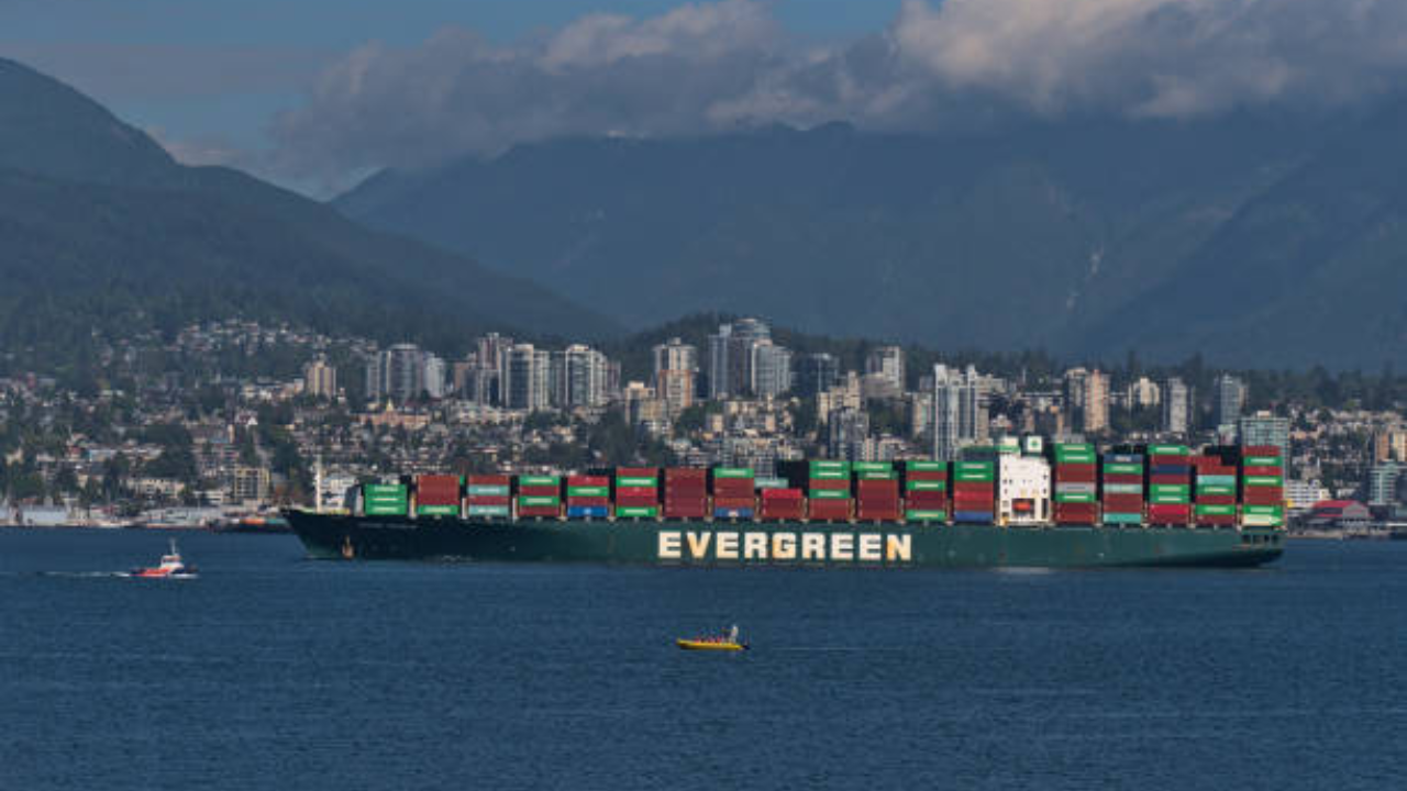 4 Years' Salary as Bonus! Taiwan based Evergreen Marine Corp to give ...