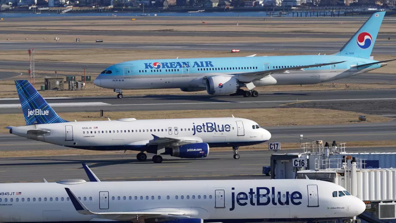 US FAA System Outrage, United States Flights Grounded Today Live ...