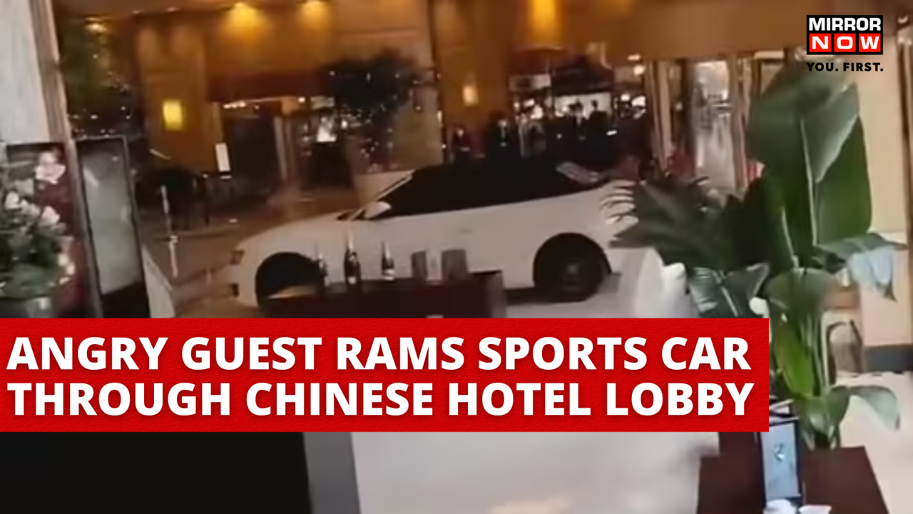 Viral Video | Angry Guest Lost His Laptop During His Stay At Hotel ...