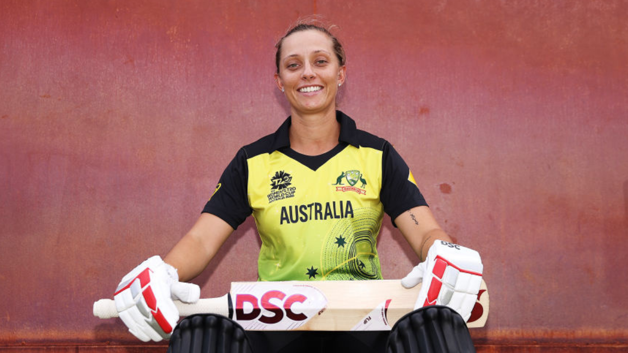 Indigenous cricketer Ashleigh Gardner criticises Cricket Australia for ...