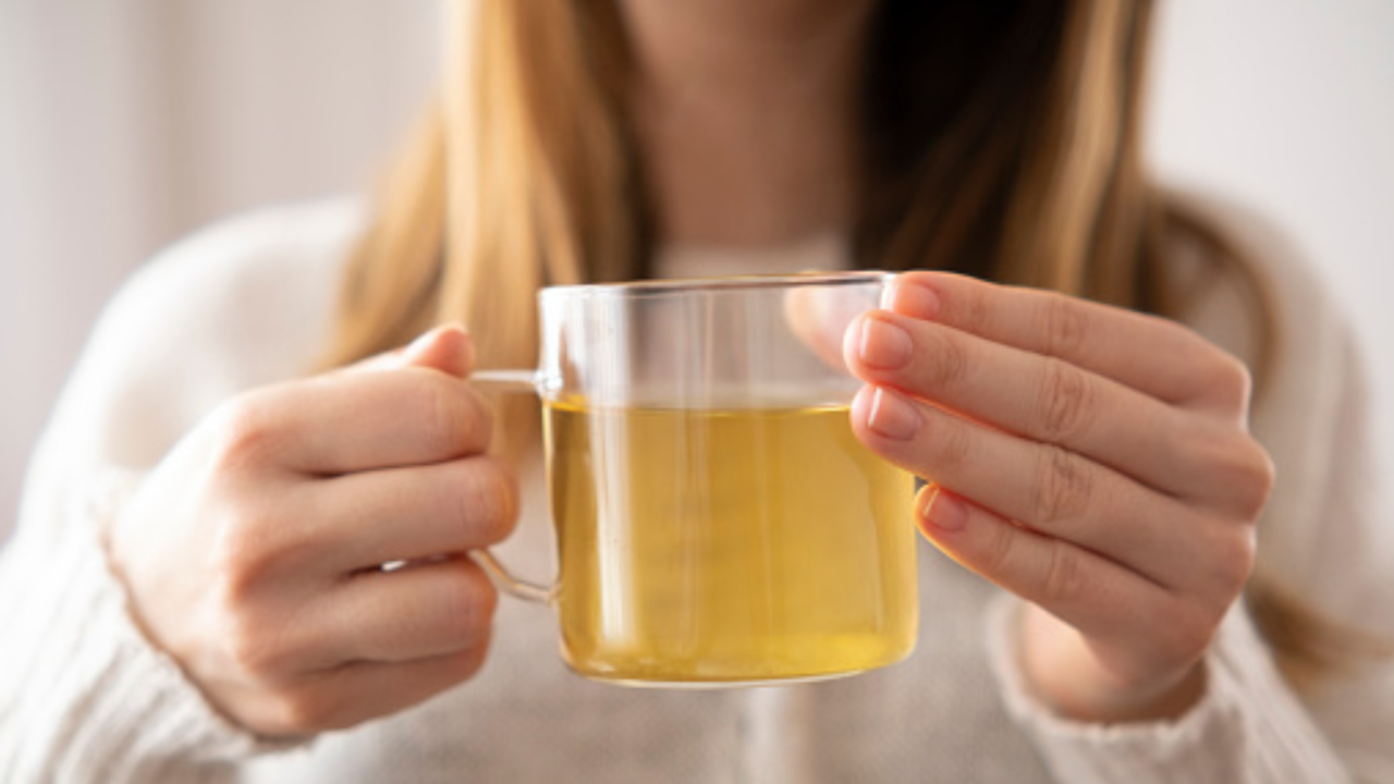 Homemade herbal tea recipe to treat dry cough, cold and viral ...