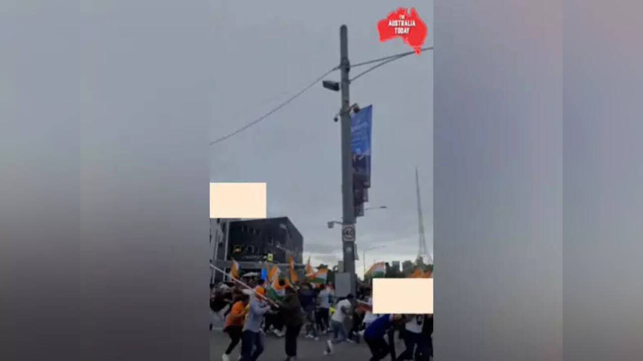 Khalistan supporters attack Indians carrying Tricolour in Australia's ...
