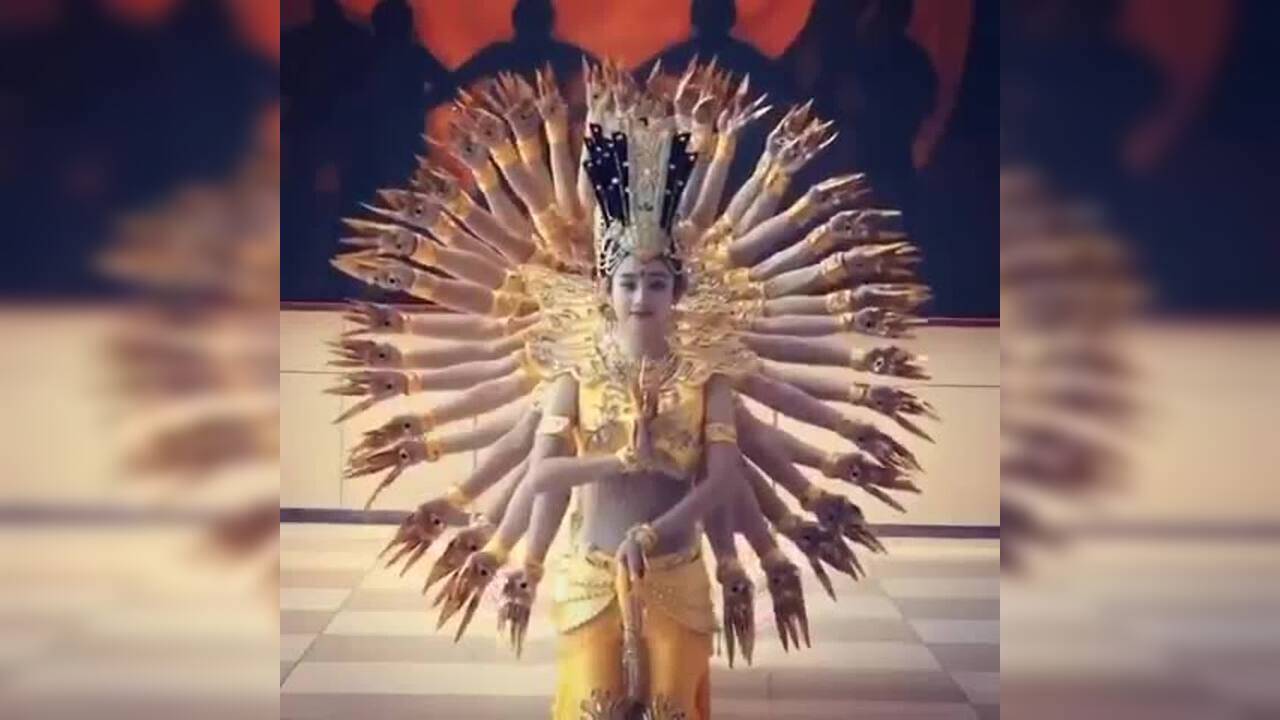 Optical illusion of ‘thousand hands’ creates mind-blowing dance ...
