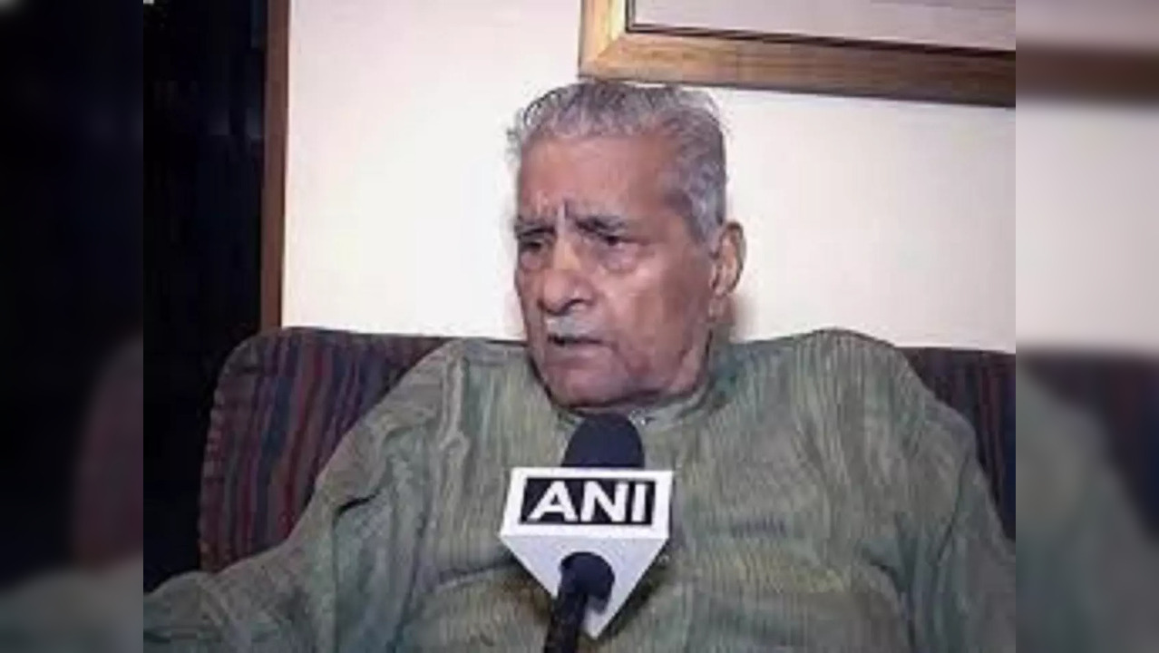 Former law minister and senior advocate Shanti Bhushan dies aged 97 | India News, Times Now