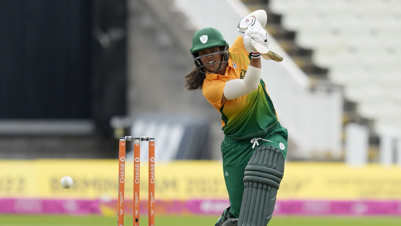 Chloe Tryon smashes Indian bowlers; South Africa win tri-series final ...