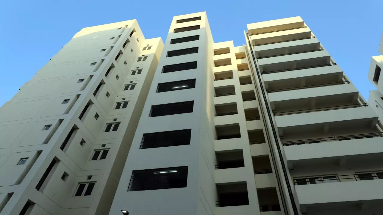 Delhi: Residential complex for NDMC sanitation workers inaugurated in ...