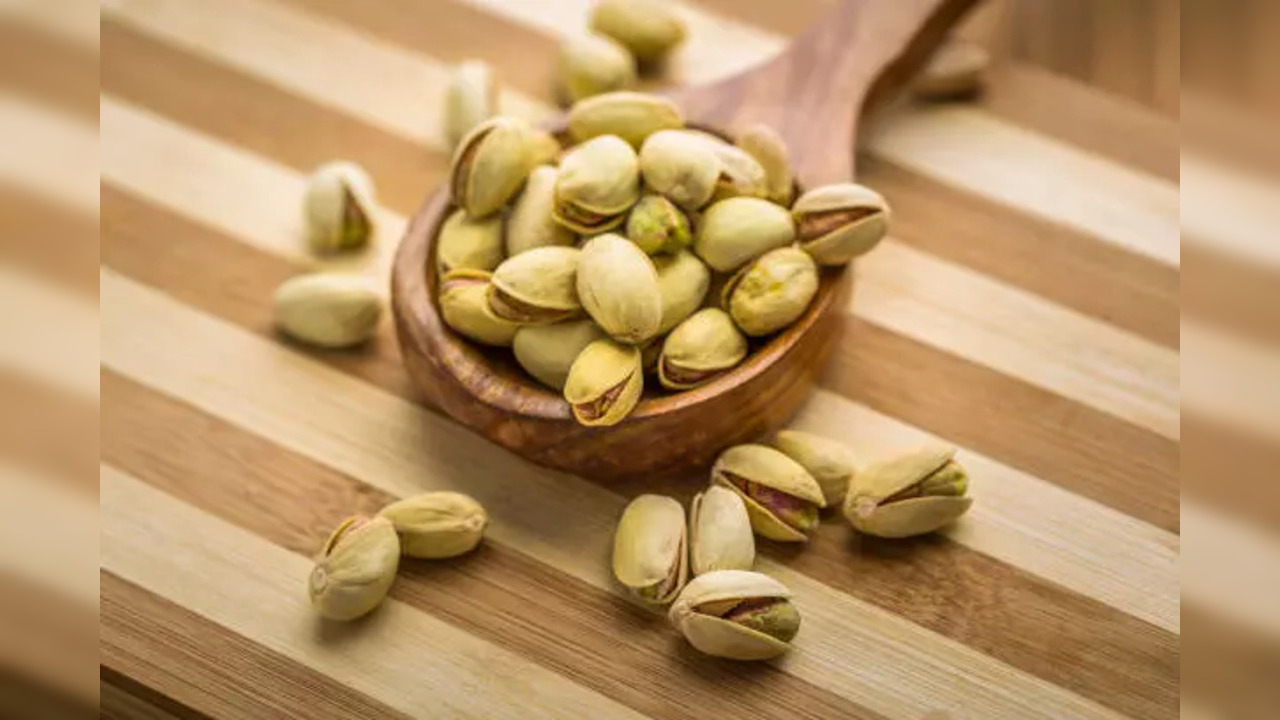 Pistachios are good for heart health but beware of the side effects of ...