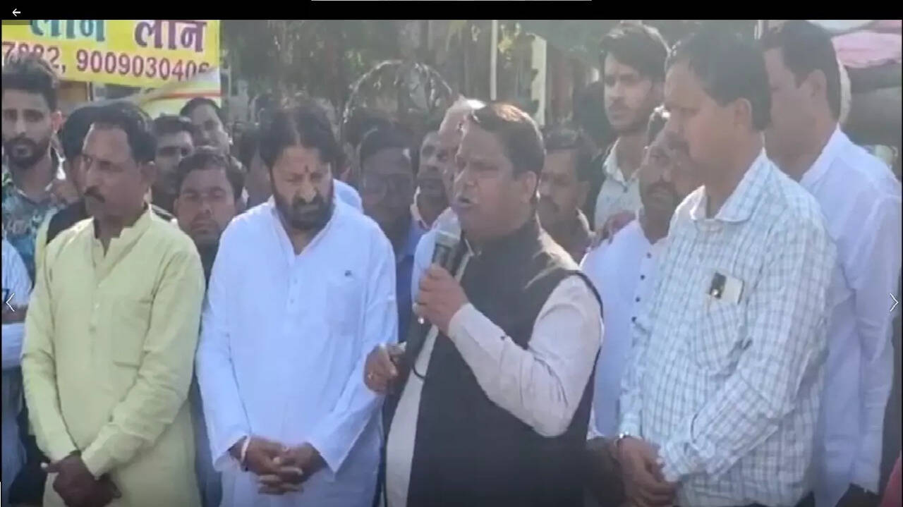 'Kaan khol ke sun lo DSP, Inspector...', rape accused Karan Morwal's ...