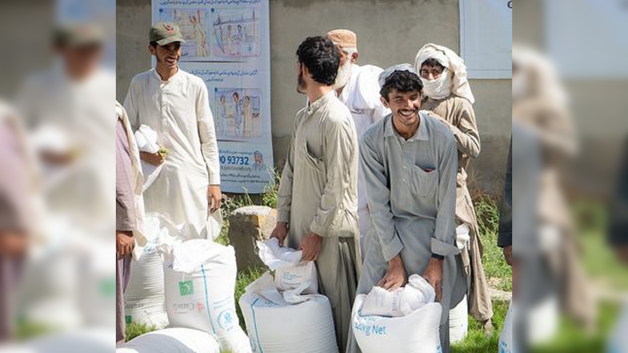 Pakistan food crisis: Chicken at PKR 780 per kg as prices of milk, rice ...
