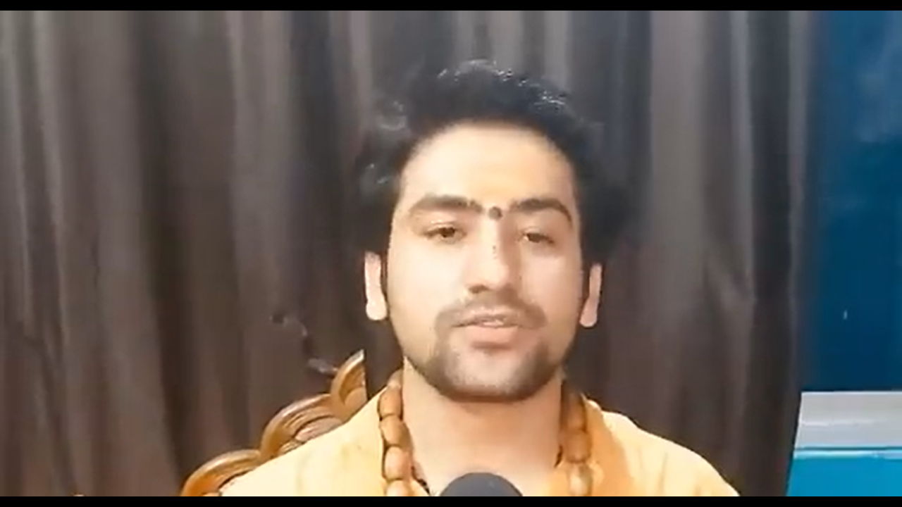 Dhirendra Shastri's brother booked for threatening Dalit family: What ...