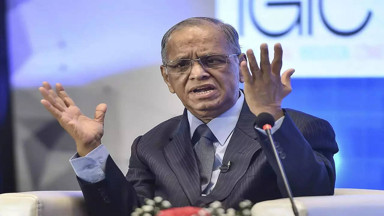 Narayan Murthy calls Delhi "indisciplined" citing traffic rules ...