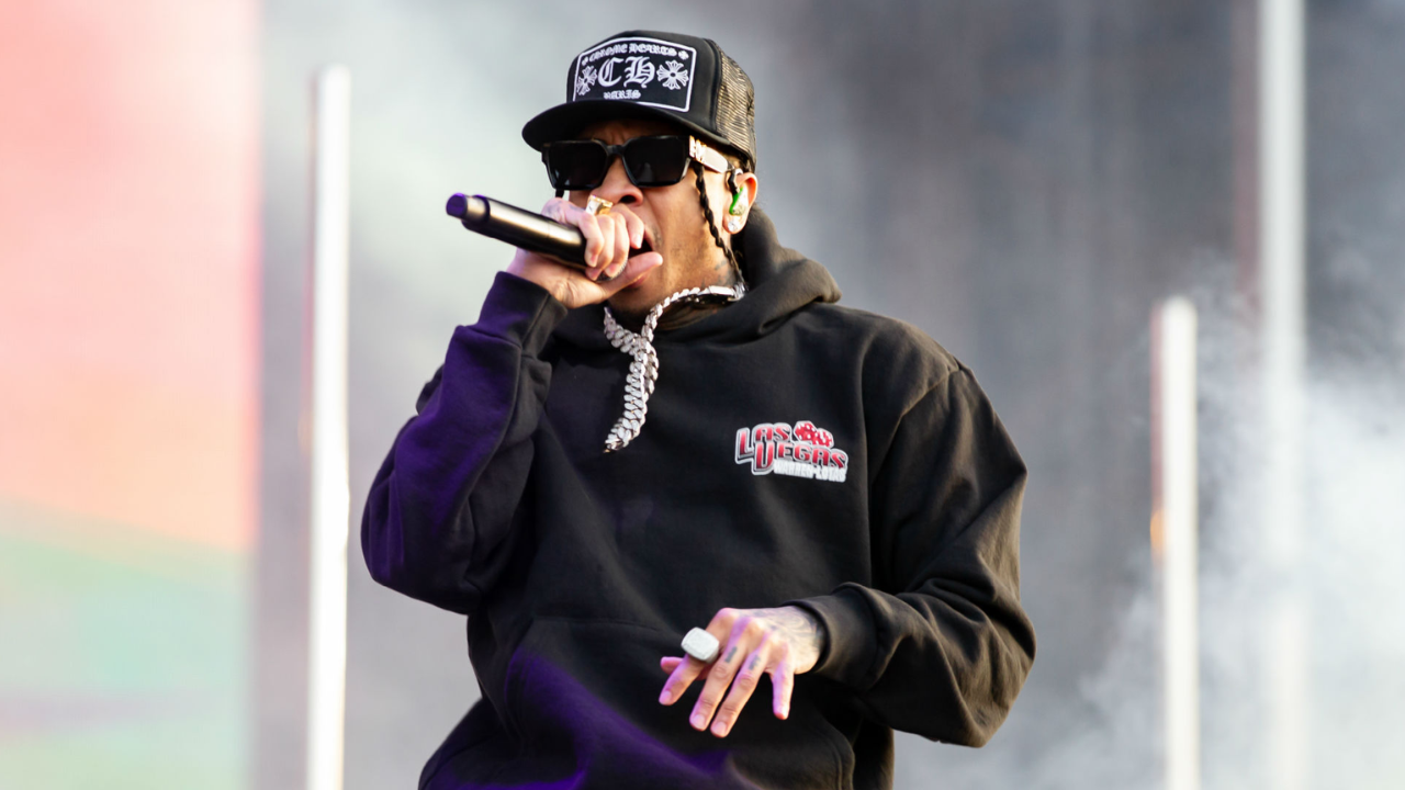 Tyga at VH1 Supersonic: Rapper performs Macarena, Taste, Ice Cream Man ...