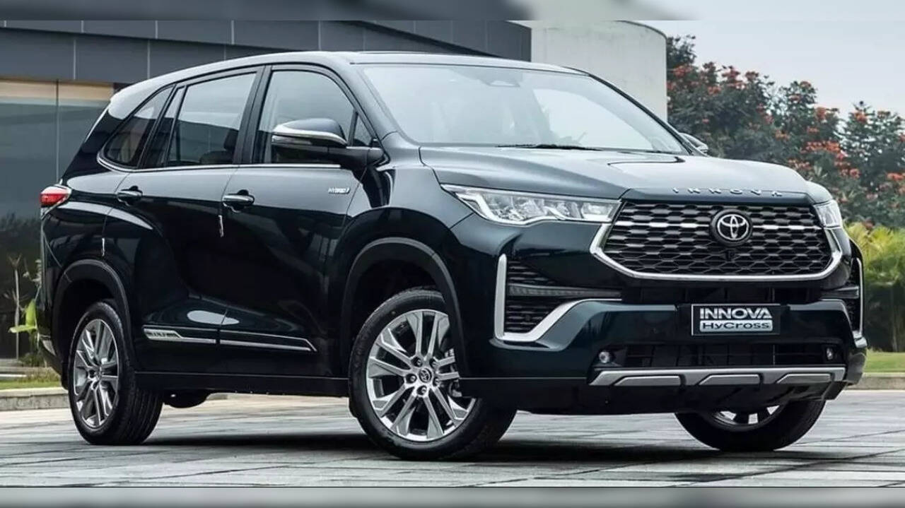 Toyota Innova Hycross VX (O) variant launched. MPV becomes costlier by ...