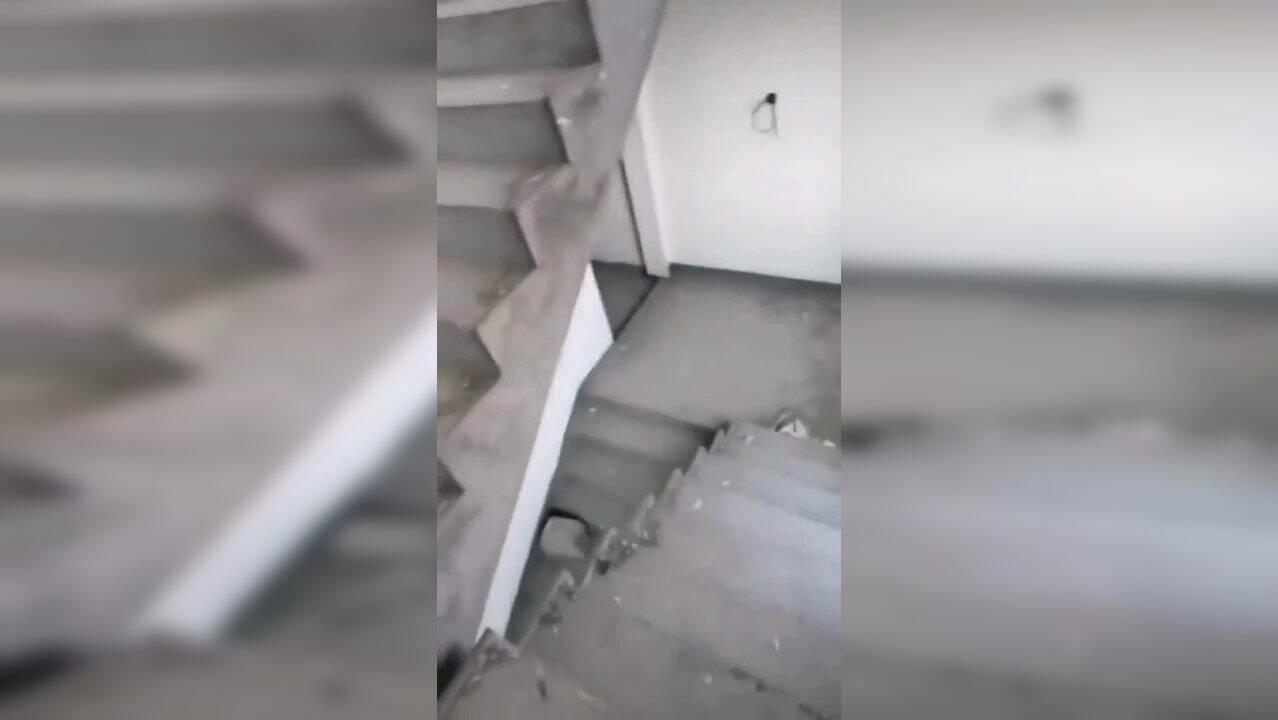 Funny video short | Viral video of complicated staircase leaves people ...