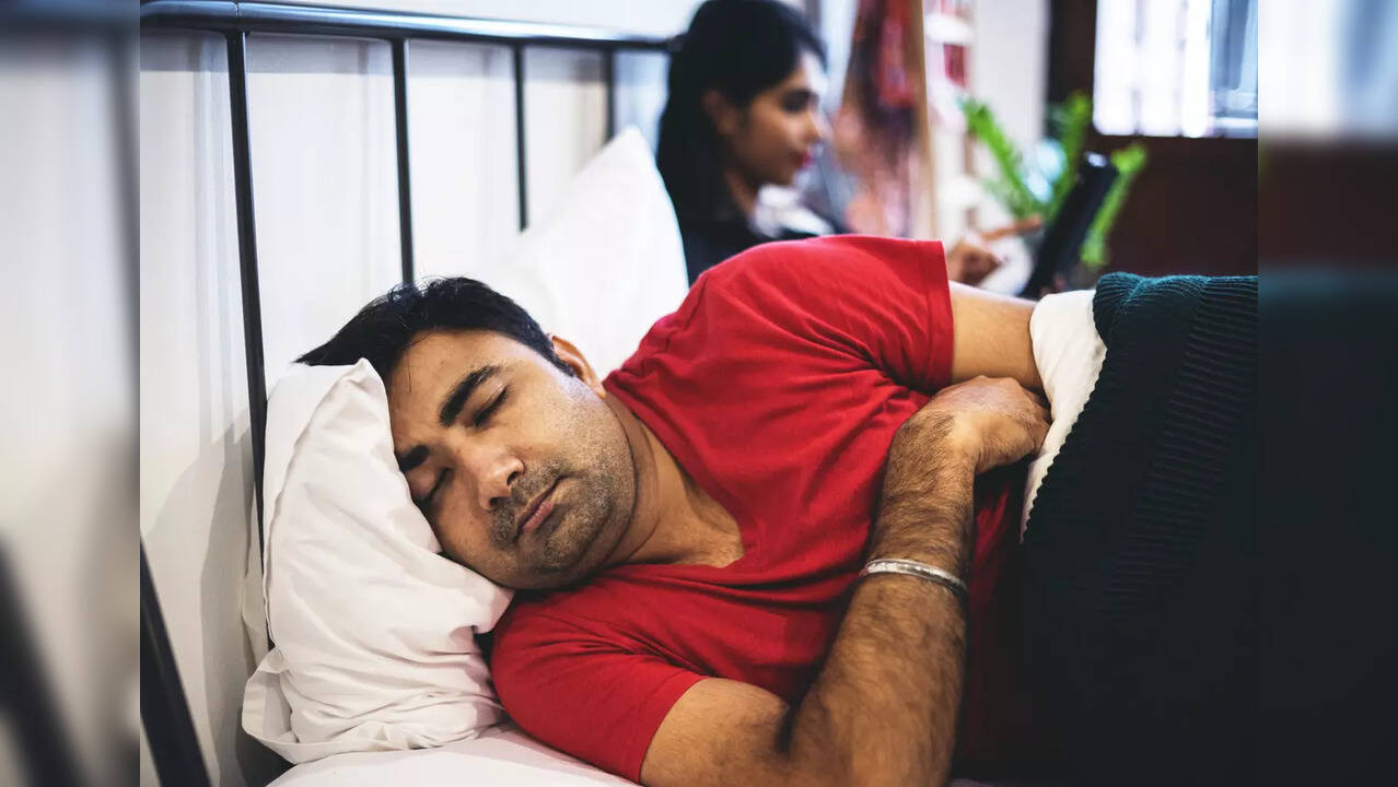 Sleep scientist claim that falling asleep within five minutes is a ‘bad ...