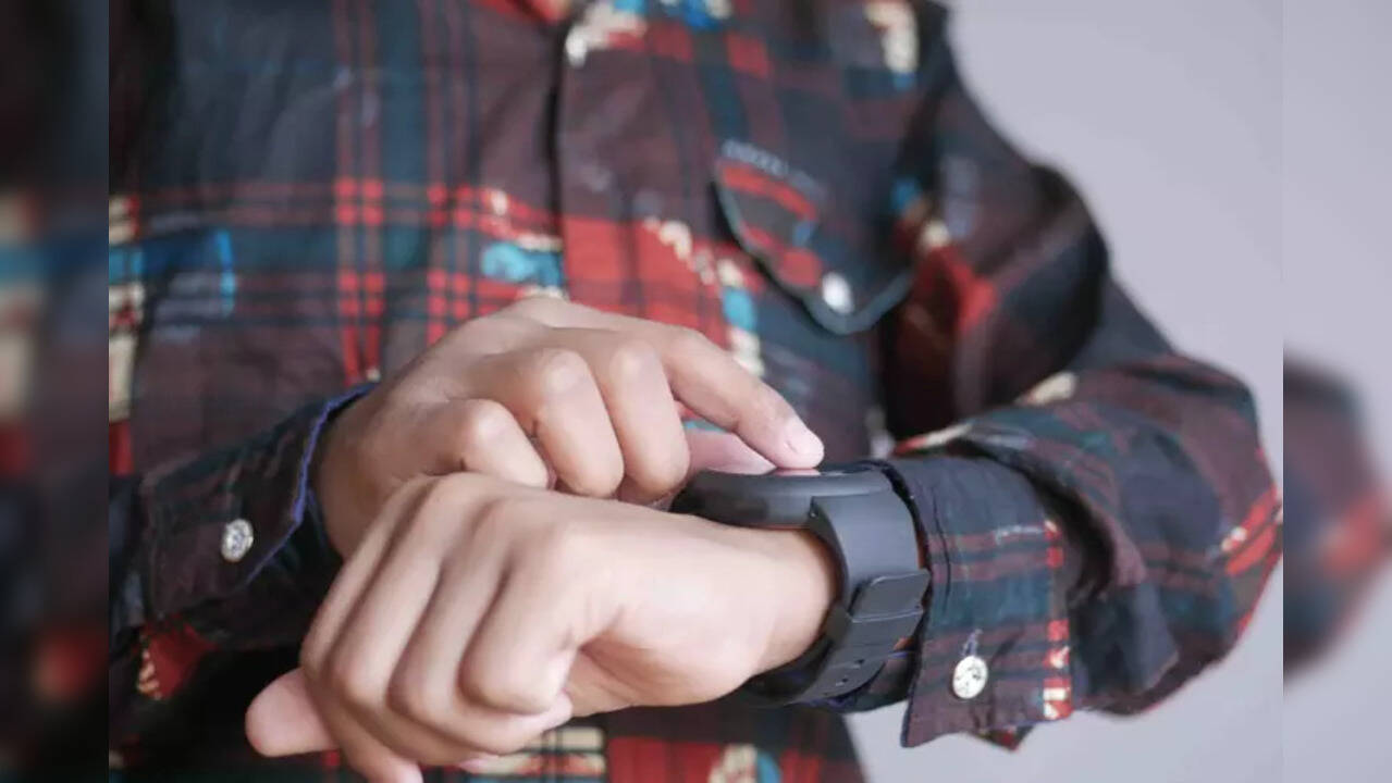 New wrist device can 'significantly' reduce tics in Tourette syndrome ...
