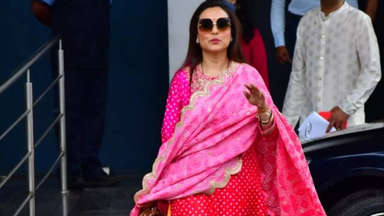 Rani Mukerji to visit Assam's Kamakhya Temple on birthday, spotted at ...