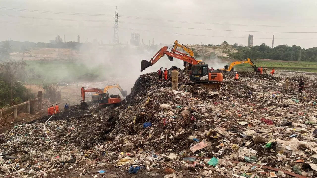 Days after major blaze, Kochi's Brahmapuram waste dumping yard catches ...