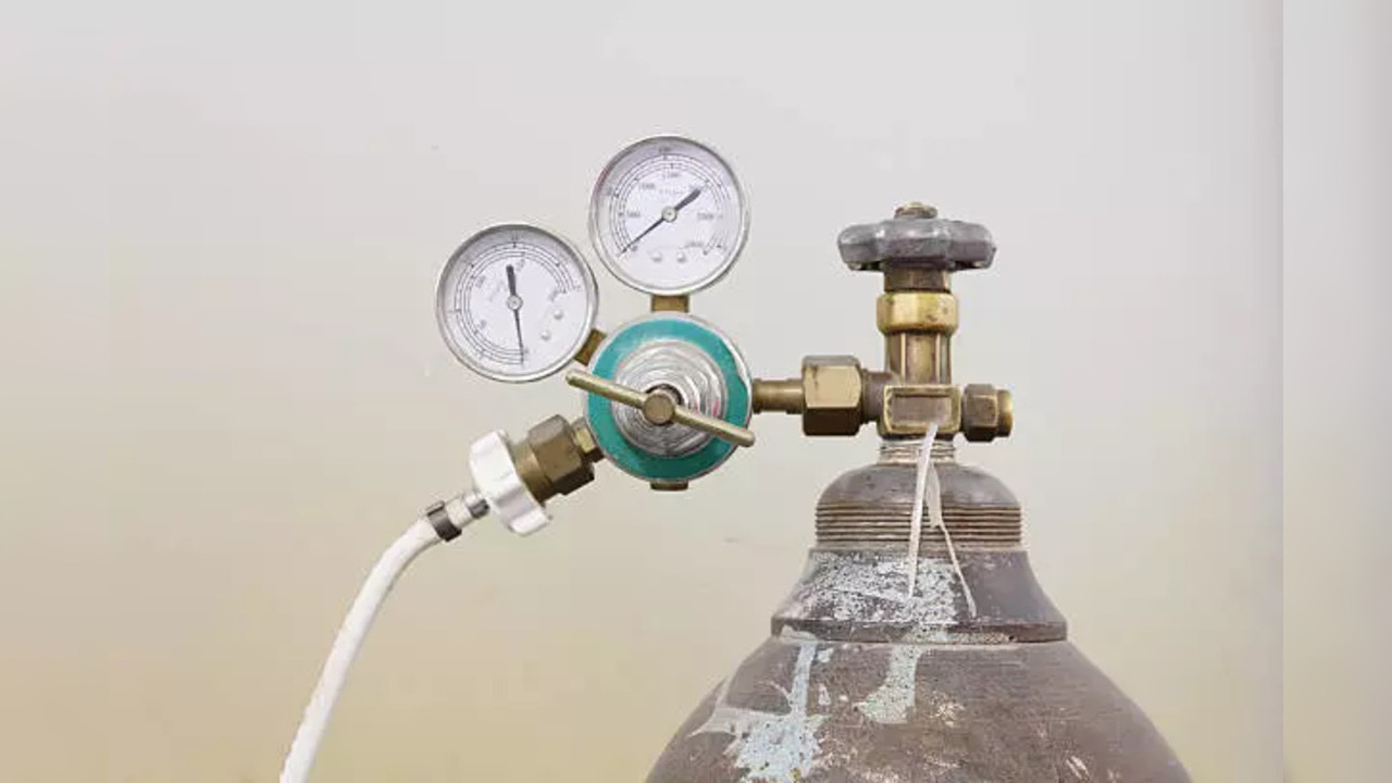 Afraid of needles? A puff of air could deliver your next vaccine ...