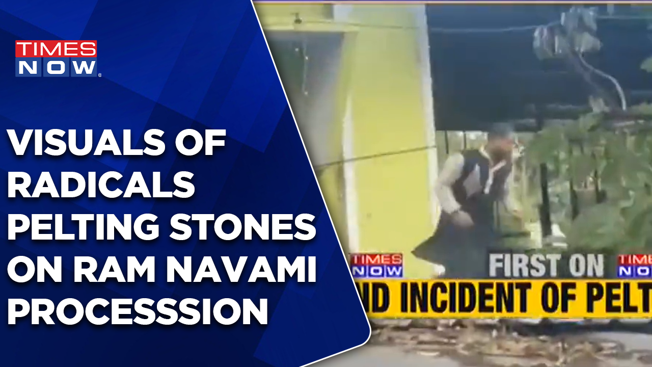 Breaking News | Exclusive Visuals Of Stone Pelting On Ram Navami Processsion In Vadodara | Times Now