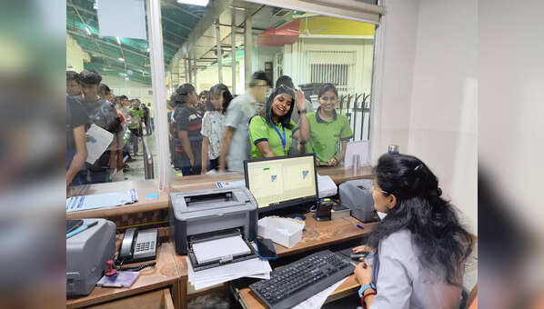 Record 1 lakh students enroll at Kota's Allen for JEE, NEET Exams, 2.5 ...