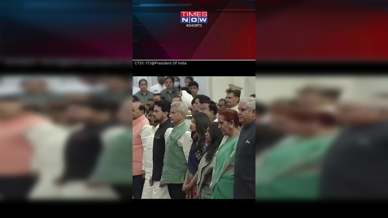 UK First Lady Sits With Family During Padma Awards, Later Moved To ...