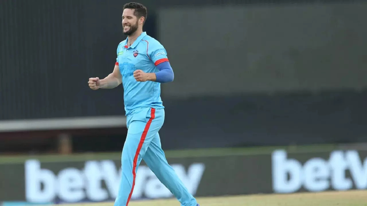 IPL 2023: RCB name Wayne Parnell and Vyshak Vijay Kumar as replacements ...