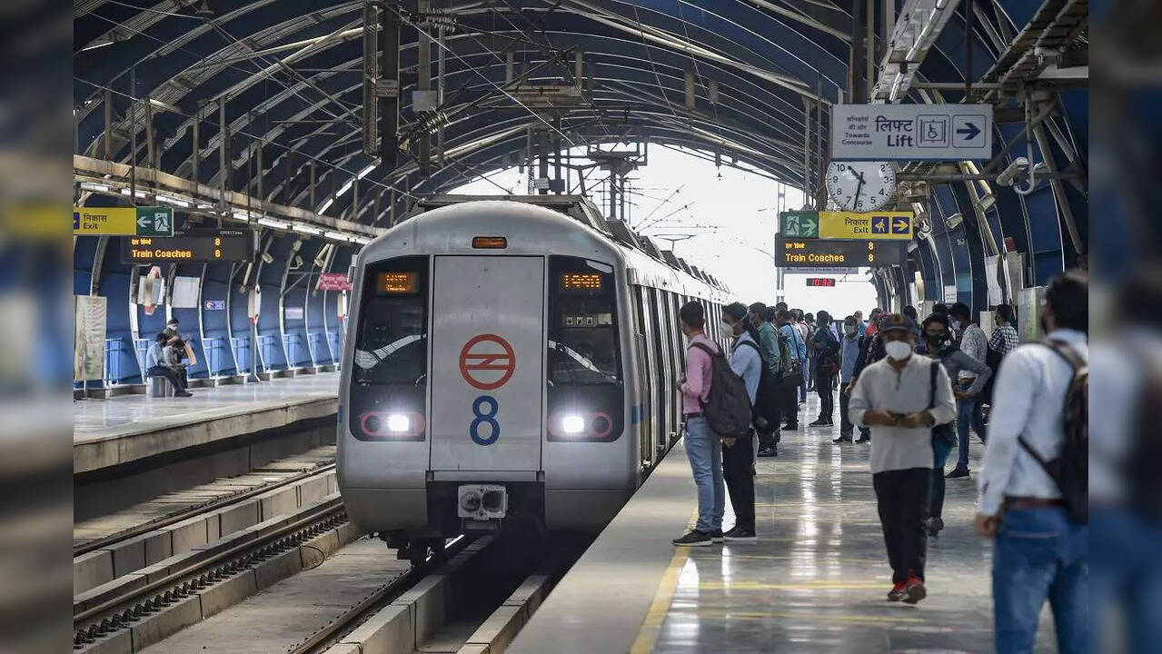 Delay in Services on Delhi Metro’s Yellow Line Today, DMRC Asks People ...