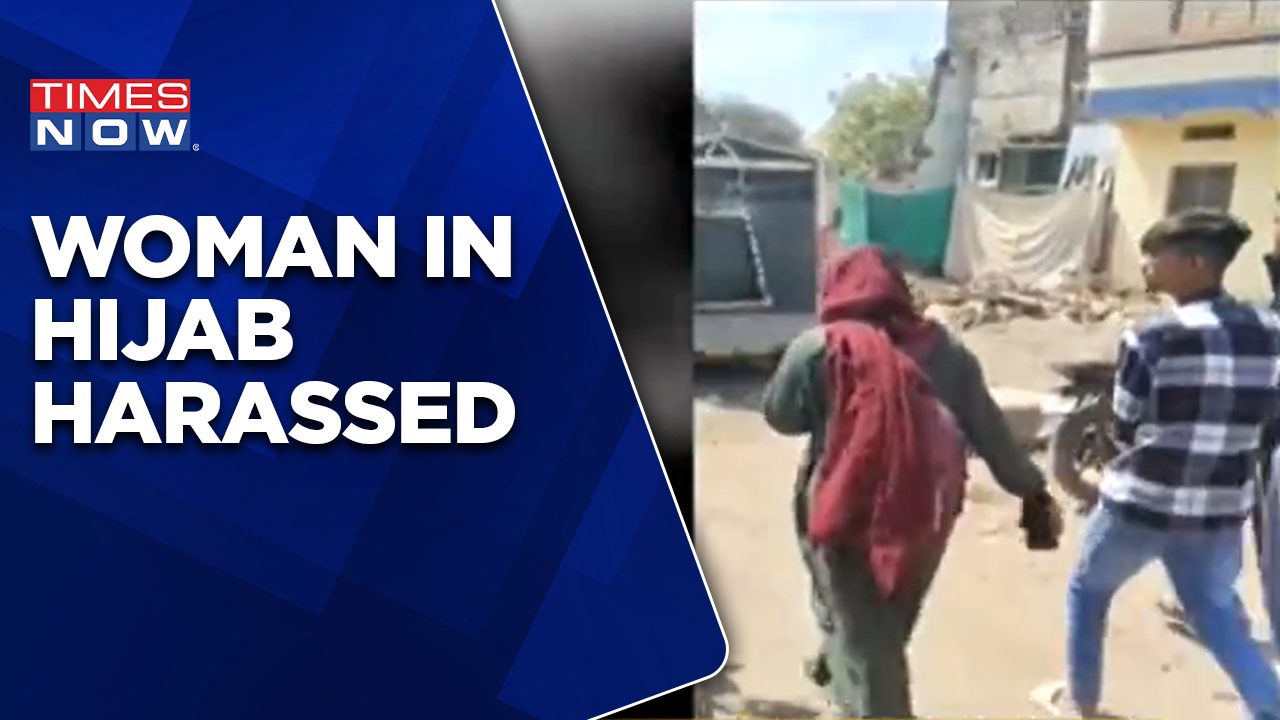 Hijab Clad Woman Harassed By Youths In Maharashtra For Allegedly Outing 3558