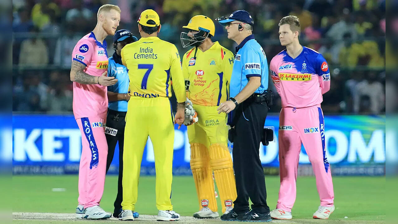 Ex-CSK Star Opens About Dhoni's Infamous Pitch Hijacking Act Against RR ...