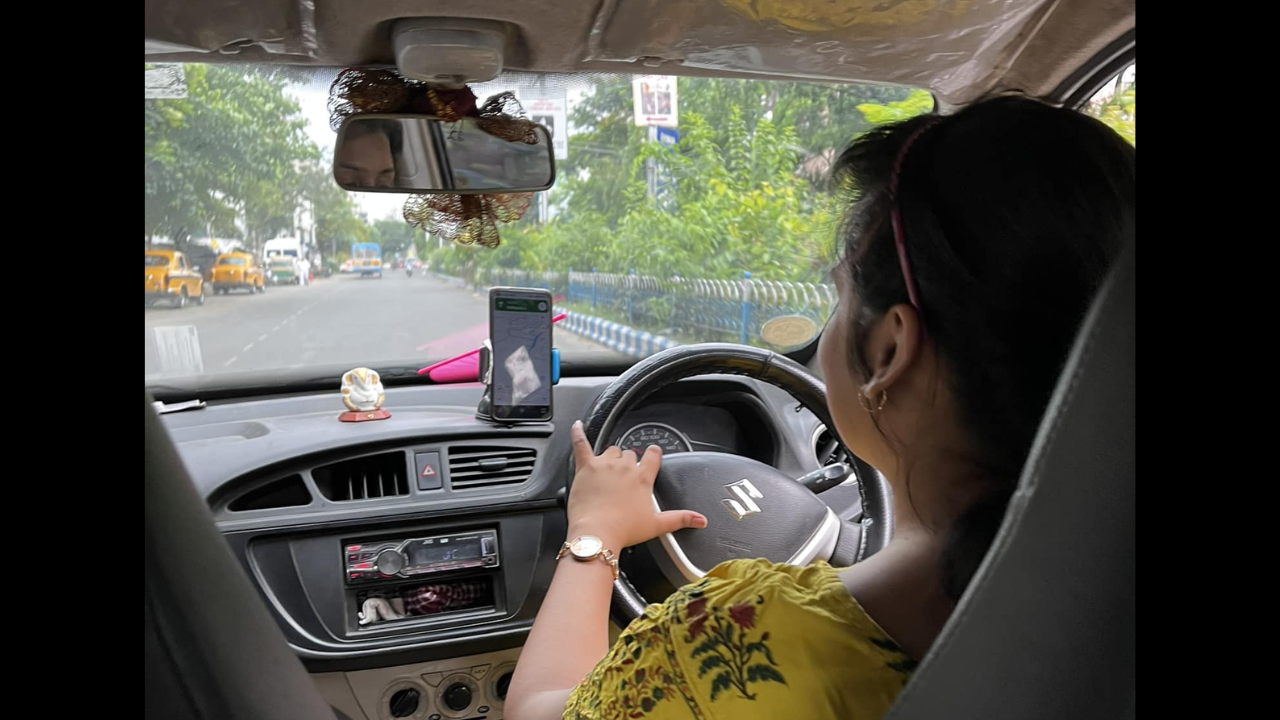This Female Uber Cab Driver In Kolkata Is A B Tech Graduate, Her ...